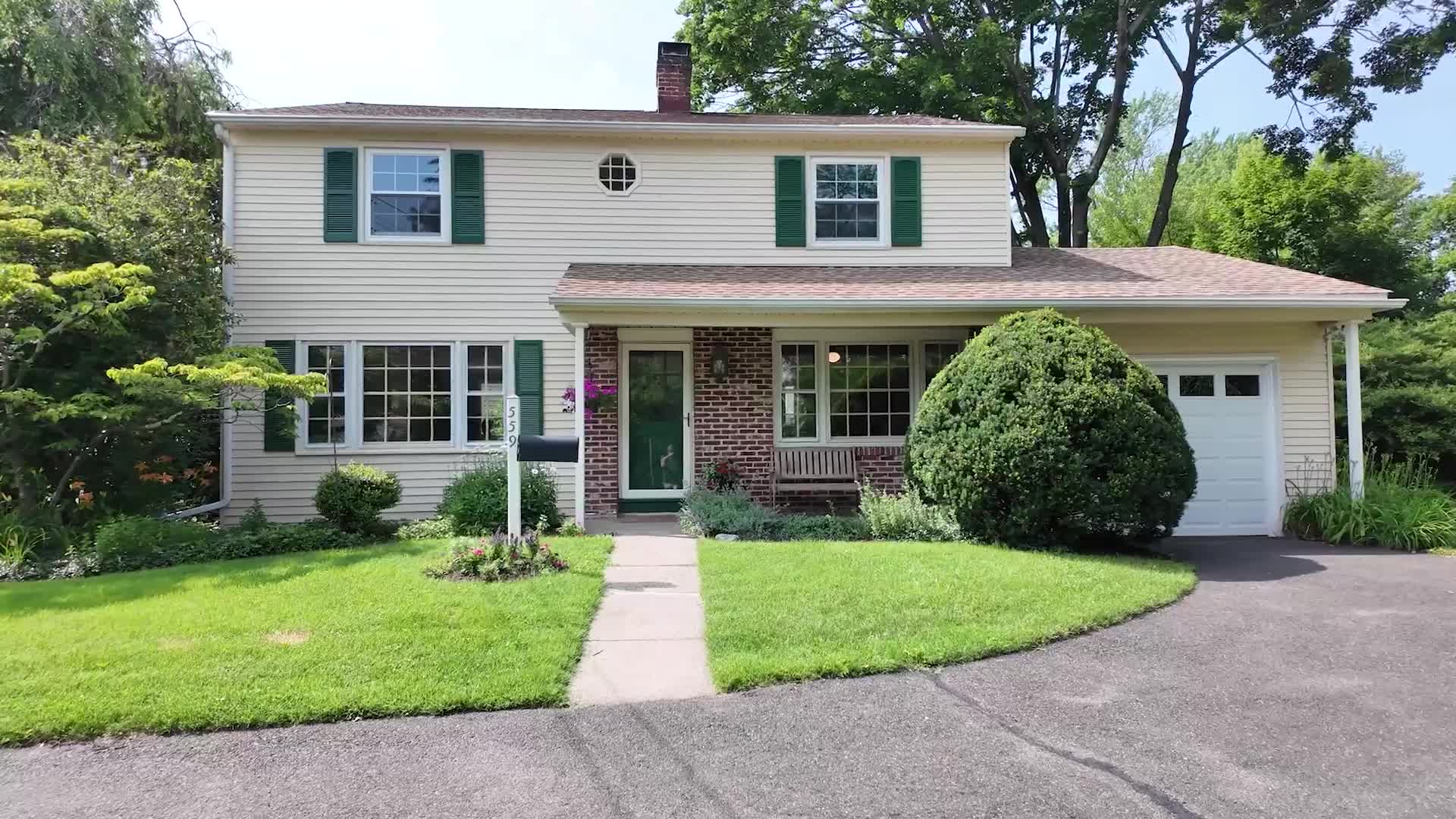 559 Maple Ave, Doylestown, PA