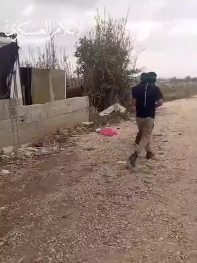 (Video) Hamas Militants Open Fire From Assault Rifles, Targeting the ...